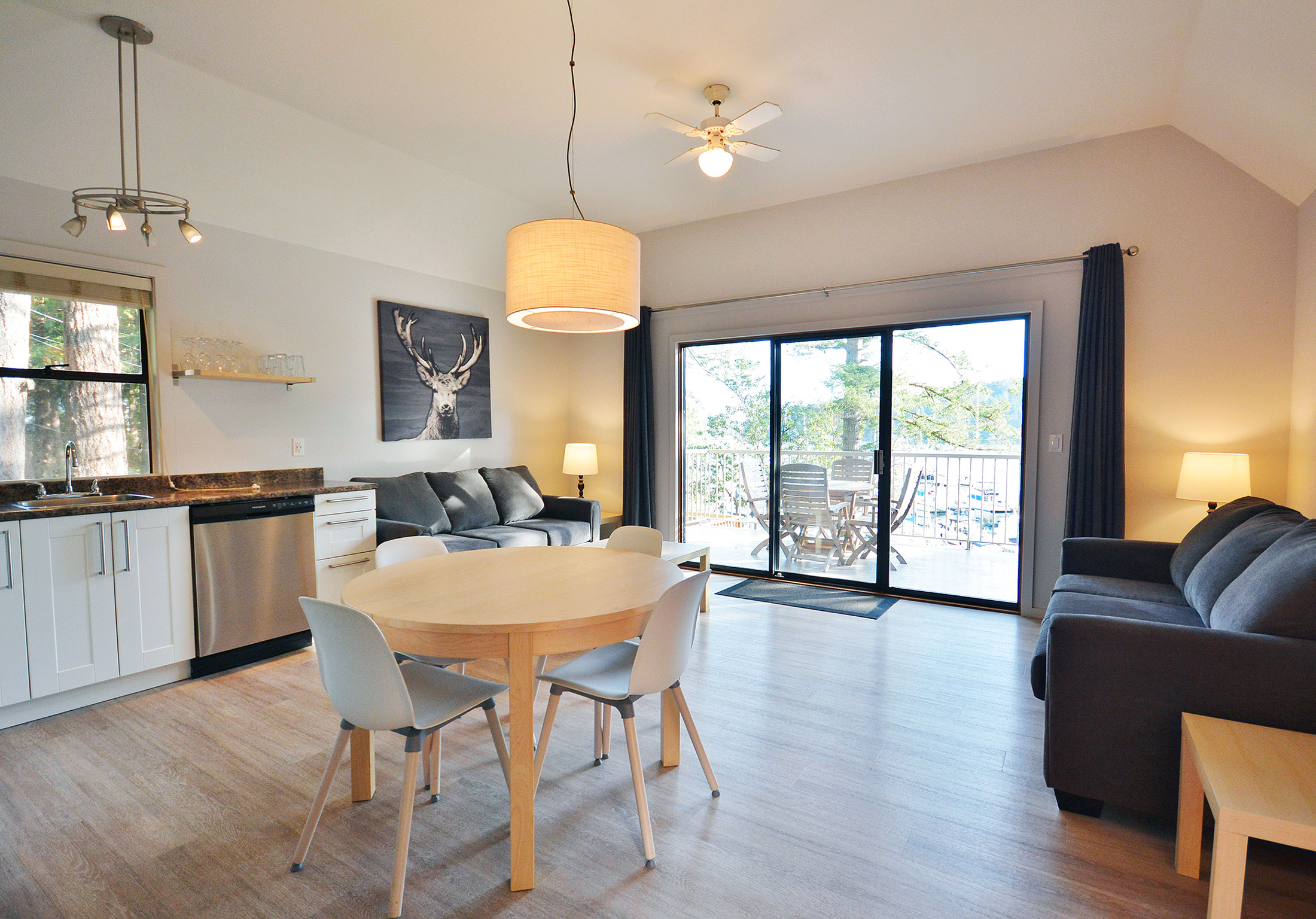 Pender Harbour Resort - Cabin 7